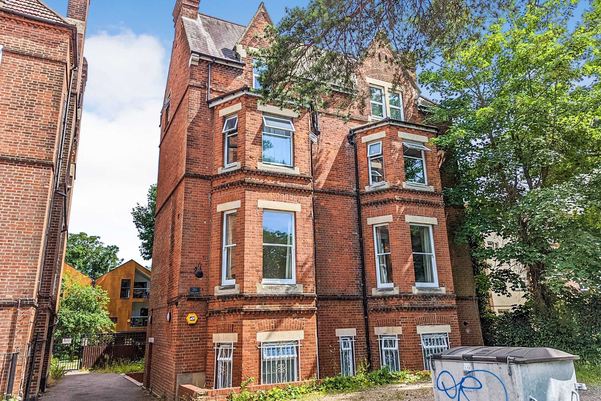 Flat 4, James Court, 281 Church Road, Upper Norwood, London SE19 2QQ